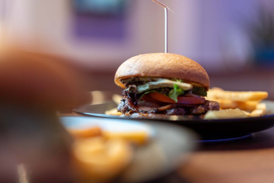 Hamley Bridge Hotel - Dining & Meals